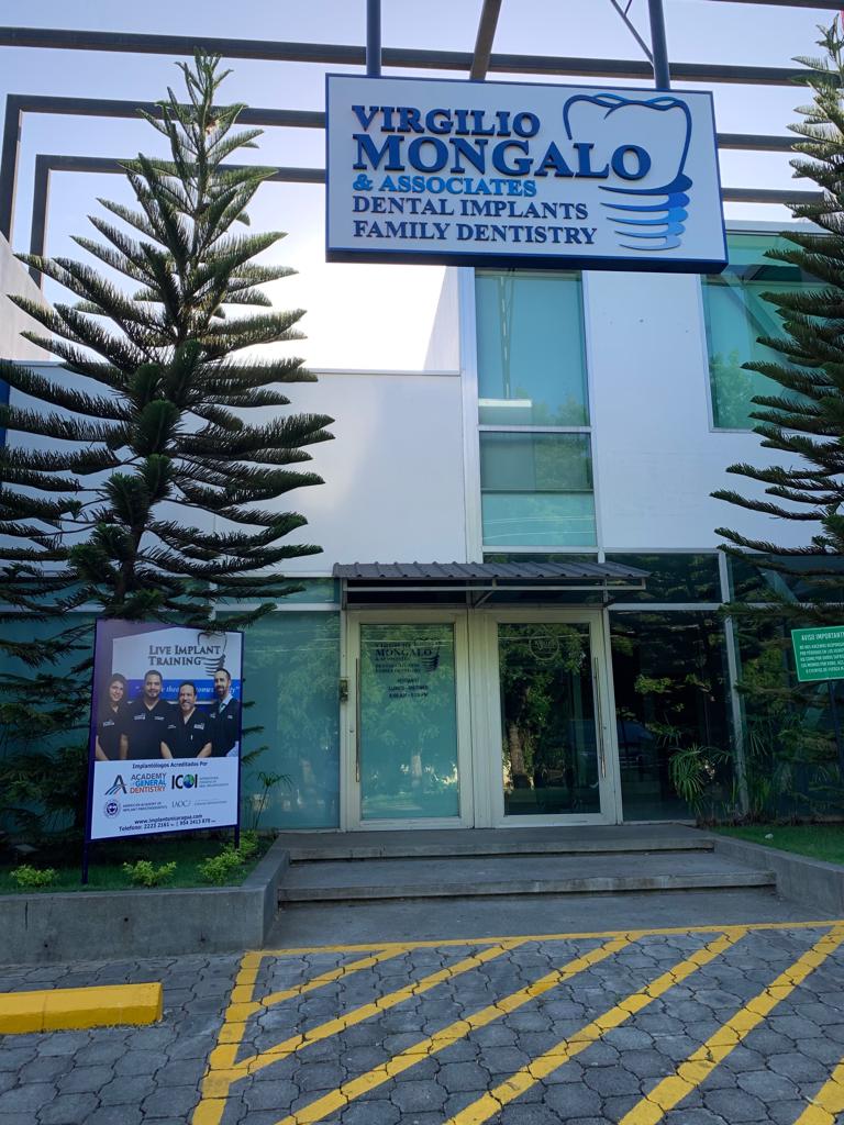 CLINICA DENTAL | Implants Nicaragua
